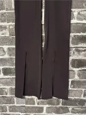 Vuori | Pants & Jumpsuits | Nwt Vuori Daily Split Flare Leggings ...